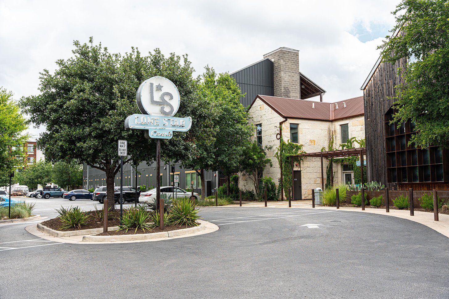 The Ultimate Guide to Hotel Entrance Design