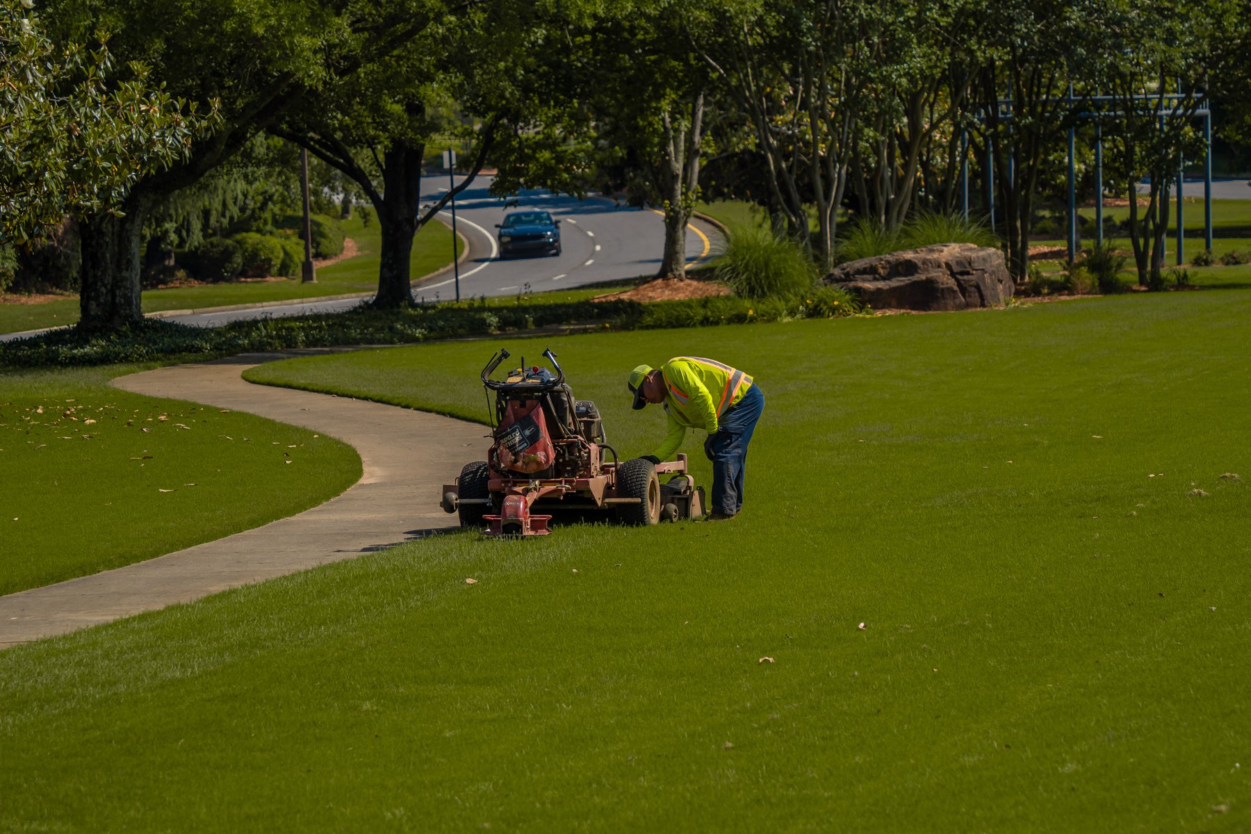 Transitioning Your New Landscape Installation to Maintenance