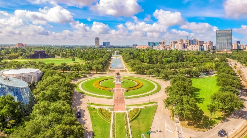 Ideas for a Sustainable Landscape for Your Commercial Property